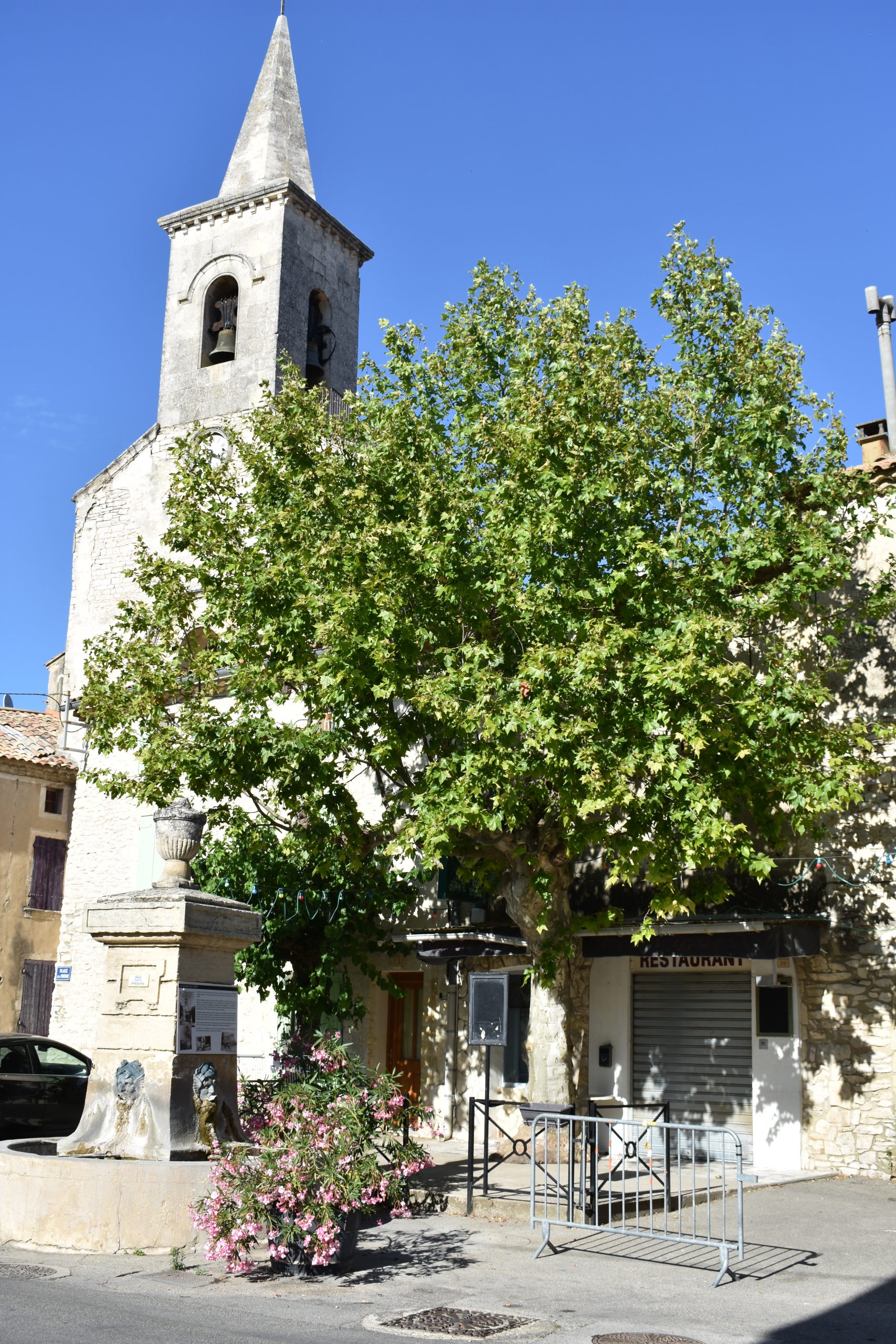 Découvrir Lirac - Ville de Lirac : Ville de Lirac
